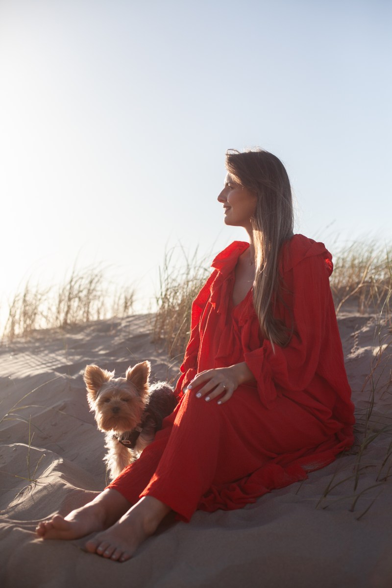 Have fun during a spring photoshoot with your dog 🐶 – Elise Gherlan